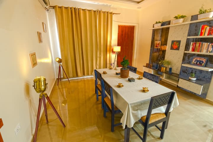 Entire Luxury Villa W/ Terrace Access, 4acs & More - Dehradun