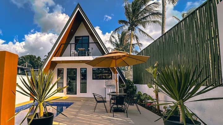 The Illustrado Villa Sevilla W/ Pool Near Tagaytay - Alfonso
