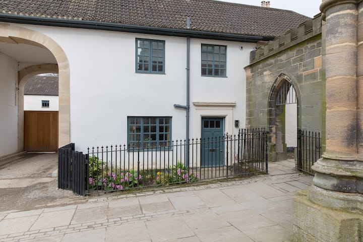 Lightfoot Cottage - Bishop Auckland