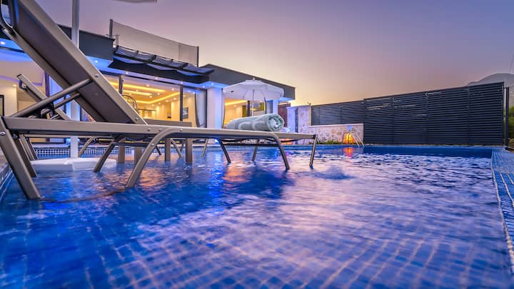 Antalya/kaş 2+1 Tatil Villası - Turkey