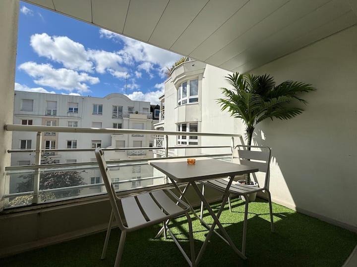 F2 Lumineux Au Cœur Du Vieux Lille - Lila