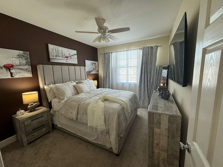 Beautiful Quiet Room - Pittsburg, CA