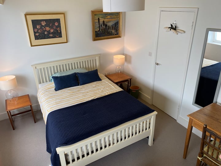 London Spring Break/wimbledon Tennis Inc Parking - Fulham