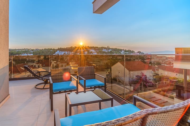 Sutivan Apartment With Sea View - Sutivan