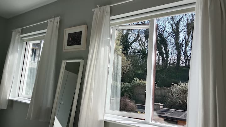 Stylish Townhouse In The Country - Kinsale