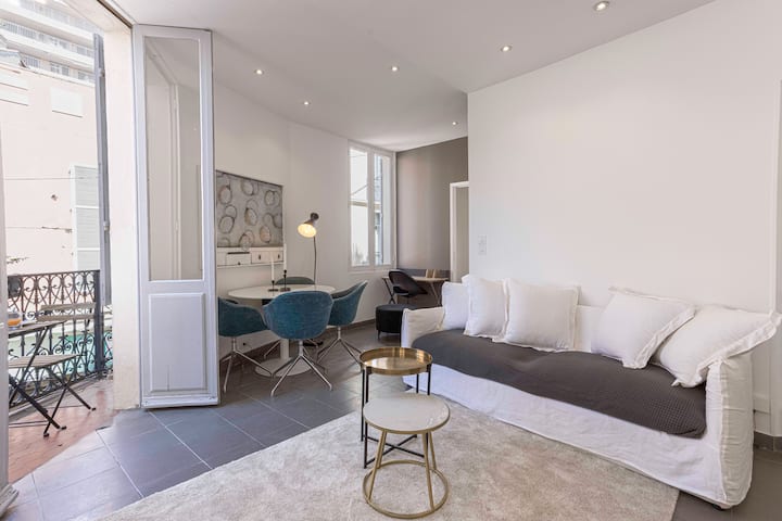 White Meynadier - Citycenter - Congres - Clim/wifi - Cannes