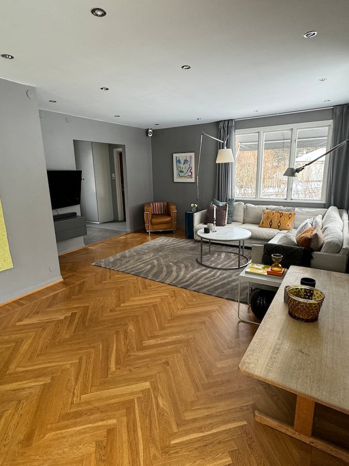 Funkishus I Hersby - Lidingö