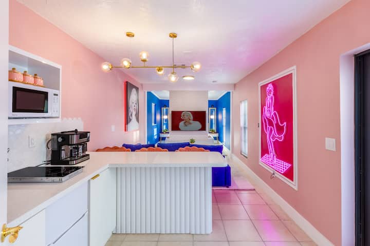 Marilyn | 5min Hardrock| 4 Ppl | King Bed| Parking - Miami Gardens, FL