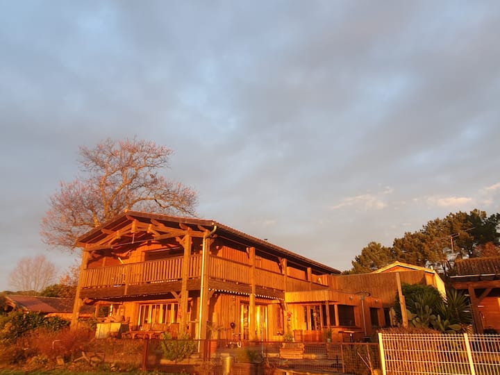 Notre Maison "Pieds Dans L'eau" - Lacanau