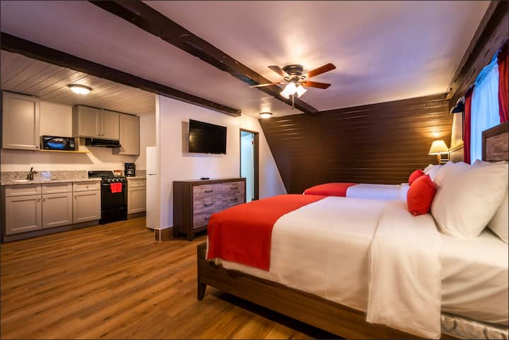 G Double Suite - San Bernardino