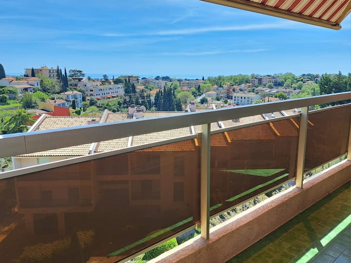 Appartement Lumineux Et Vue Mer - Vence