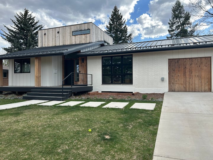 Modern Home: Close To Cu & Pearl - Boulder, CO