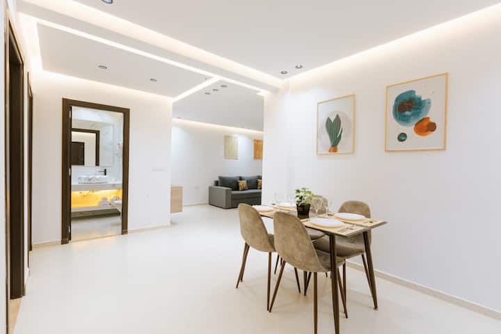 Superbe Appartement De 2 Chambres - Tanger