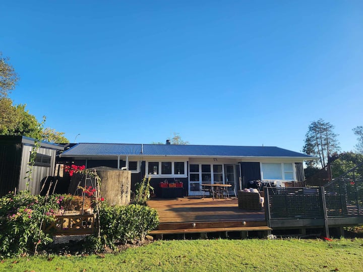 Central Kerikeri Clean,gym,sauna,firepit,1 Acre - Kerikeri