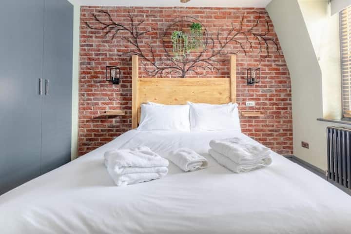 Trendy Loft Apt Farringdon Sleeps 2 - Covent Garden - London