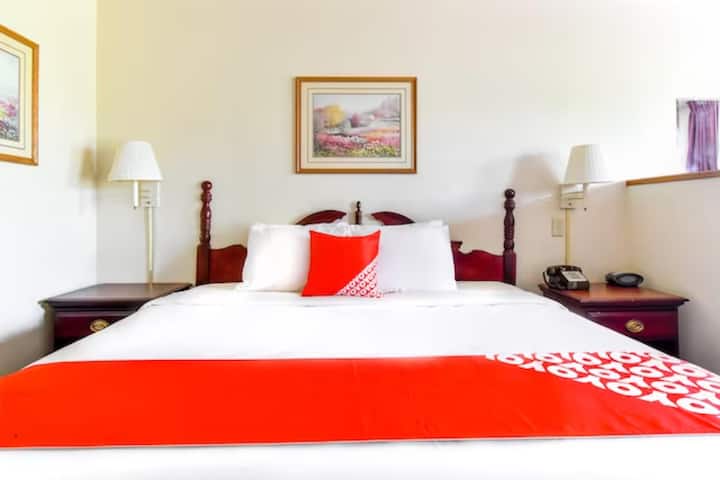 Hotel Tyler Lindale Premium King Bed - Tyler, TX