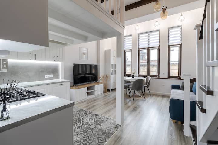 Inshi On Slovatskoho Str (2) - Lwów