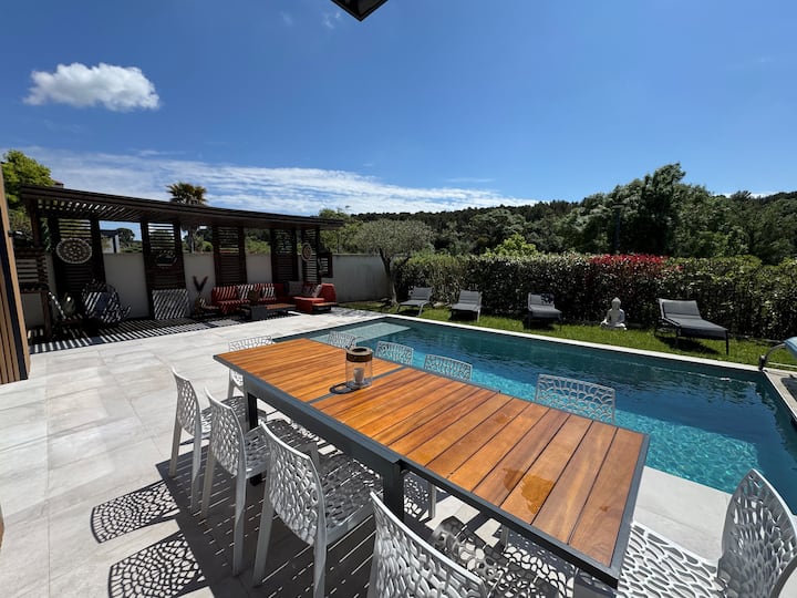 Villa T5, Avec Piscine Chauffée - Montpellier