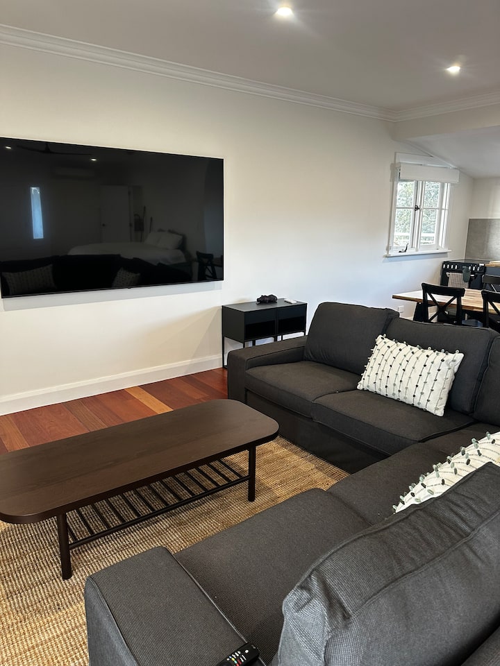 The Woolshed Cabin - Southern Highlands