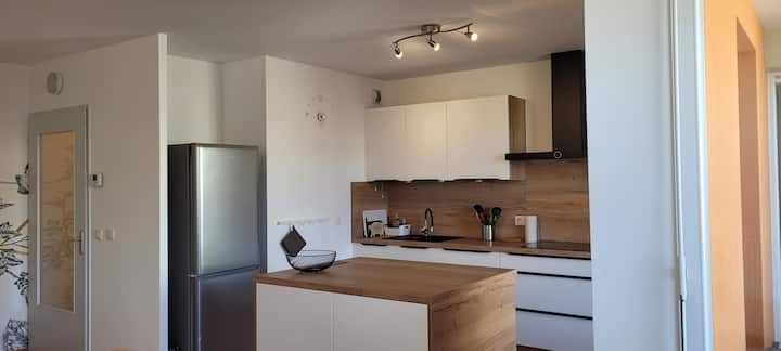 Cosy 51m² Proche Gare Pour Genève Et Tram 3 Min - Annemasse