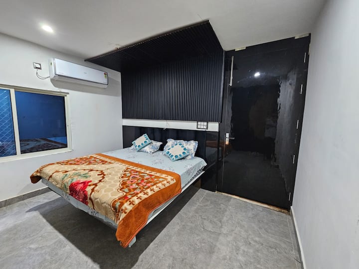Comfy And Peaceful Deluxe Rooms - Orchha