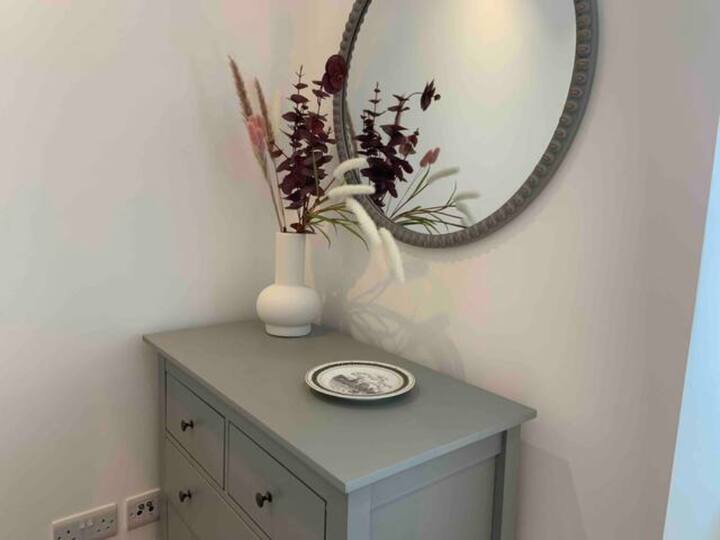 New Contemporary Apartment In Centre Of Tetbury - Tetbury