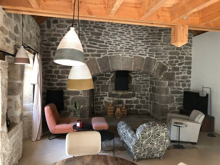 Gîte Du Four à Pain. Domaine De La Voute. - Corrèze