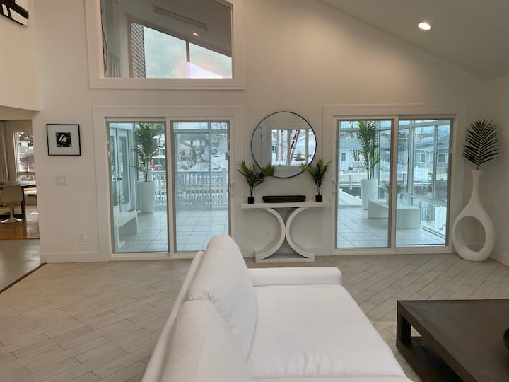 Brick Cozy 1 Bedroom House With Pool - Point Pleasant, NJ