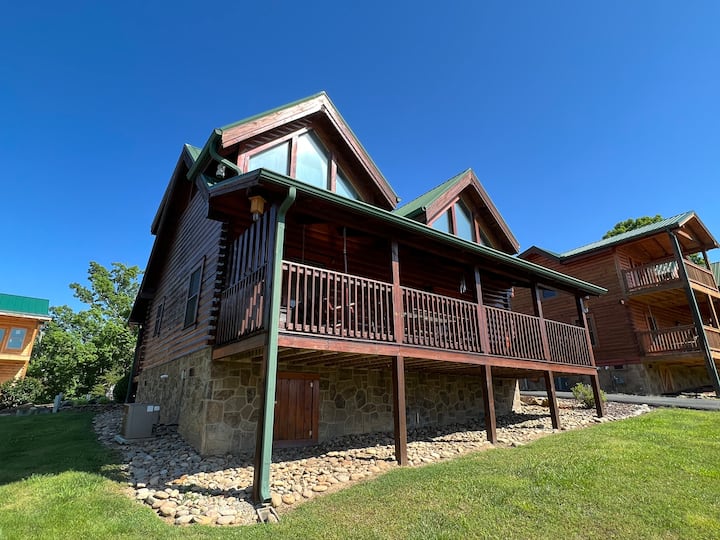 Rest&relax, Hottub-pool-jacuzzi - Pigeon Forge, TN