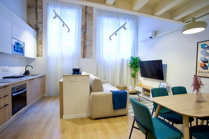 Loft Luminoso Cerca Del Centro De La Ciudad - 