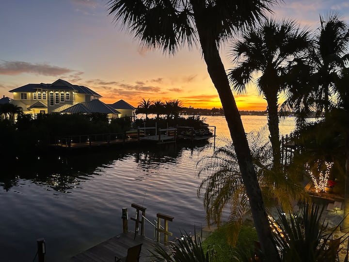 2-story Condo With Private Dock - Naples, FL