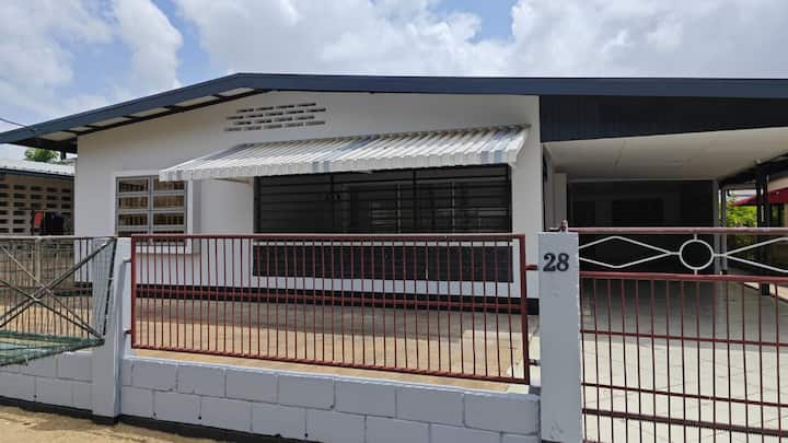 Charmante Woning In Paramaribo - Paramaribo