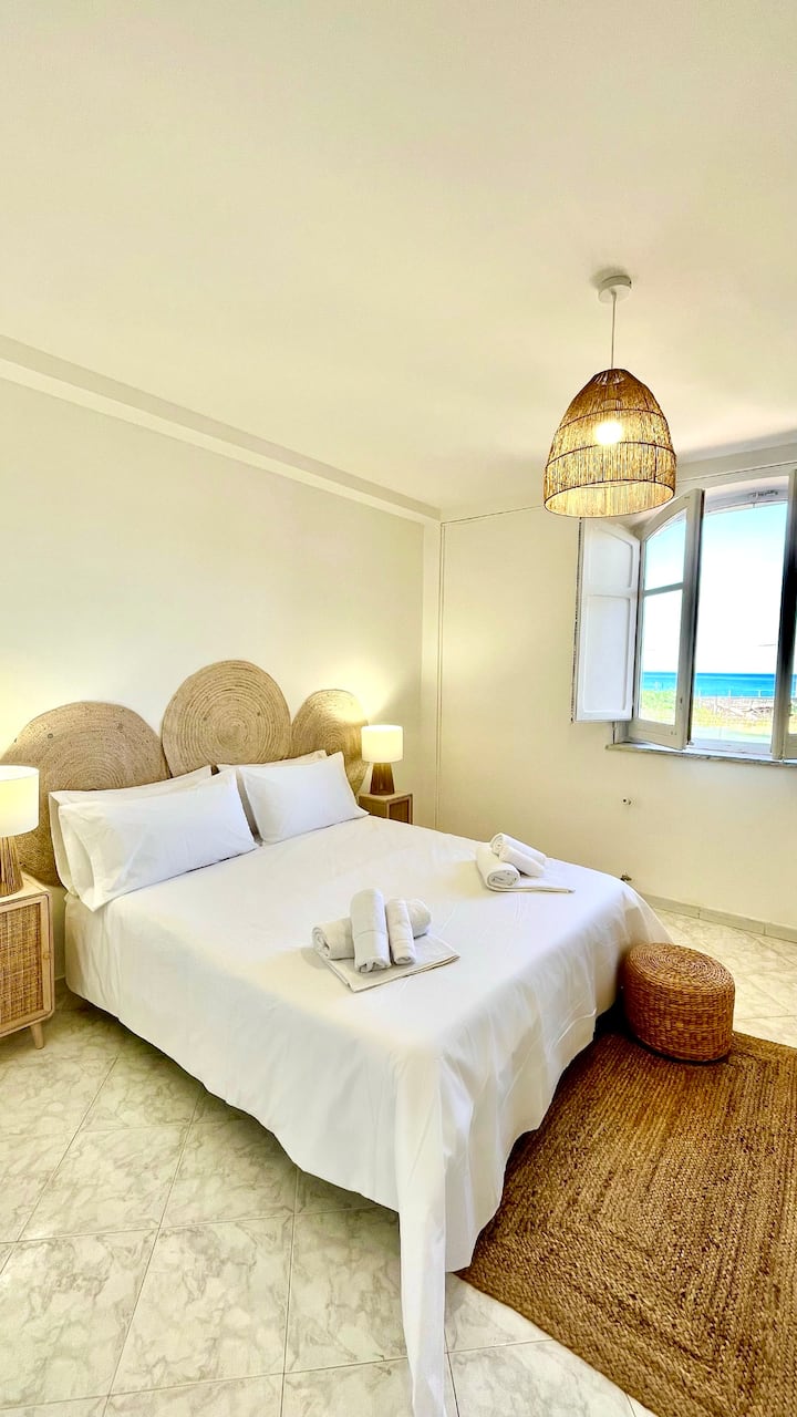 Oltremaresuite N.37_casa Al Mare E Spa In Giardino - Bagheria