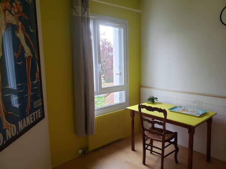 P'tite Chambre Jaune - Louviers
