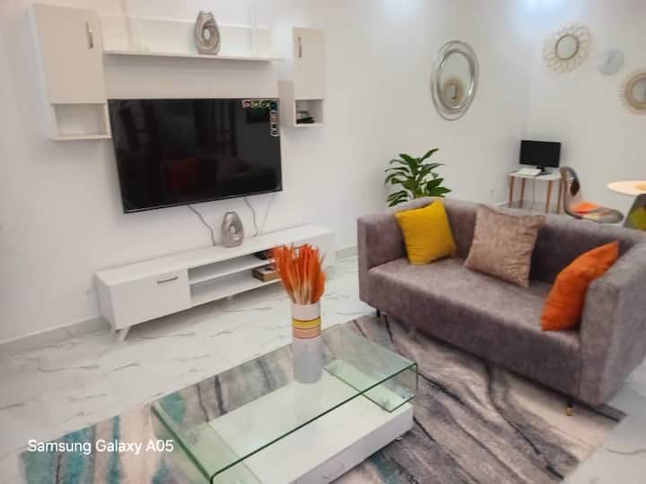 Apt De 2 Chambres + Salon Au Rdc - Senegal