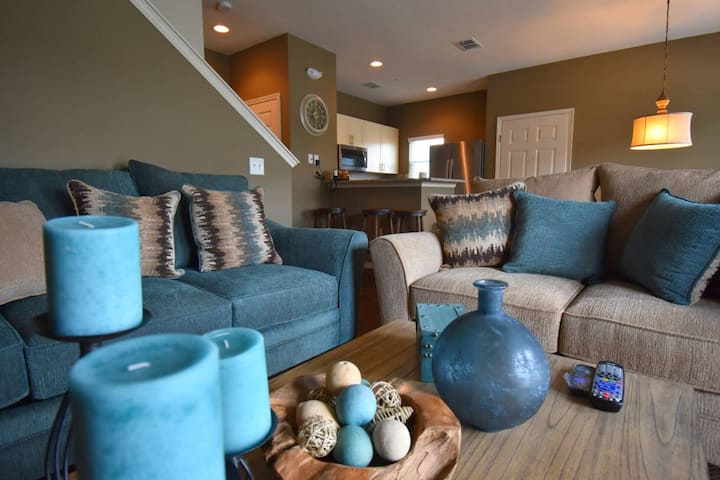 Nice 4bd Townhouse Near Disney - Florida
