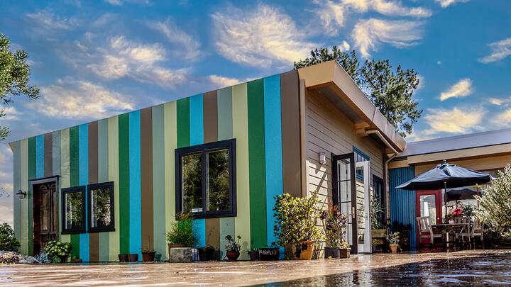 Rustic Artist Retreat - Camarillo