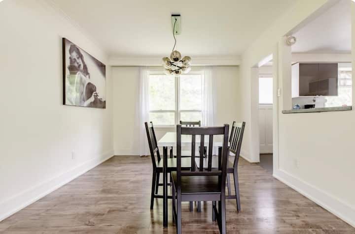 Private And Spacious Room In Toronto - Toronto