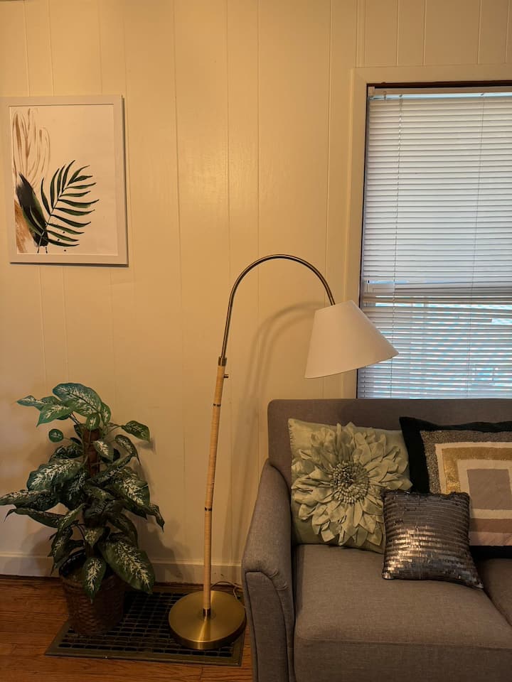 Great Value&quiet Green Suite - Ithaca, NY
