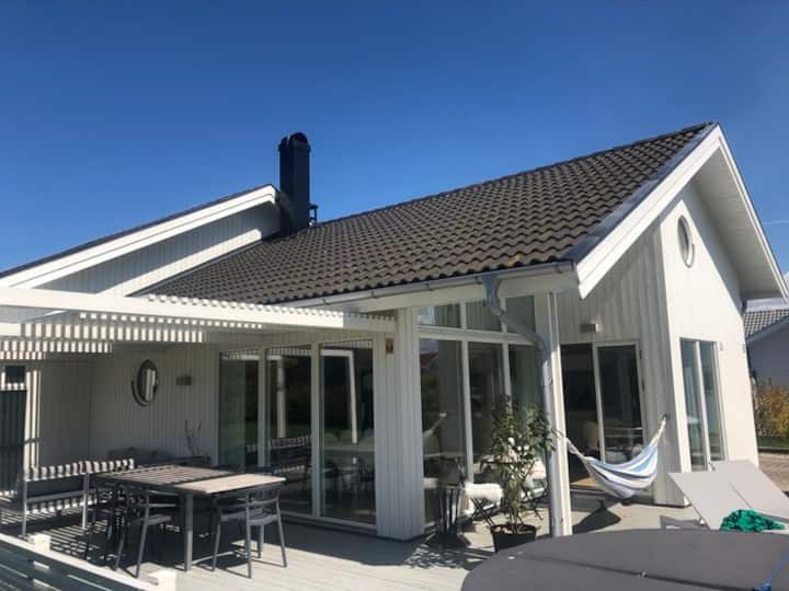 Hus I Vackra Träslövsläge, Varberg - Varberg