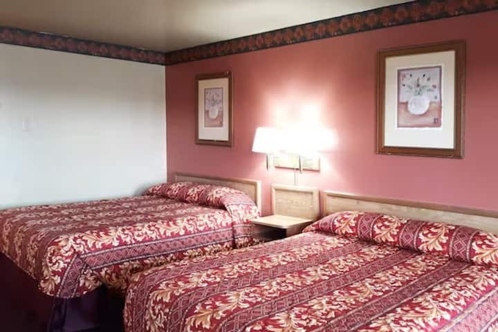 Hotel Kings At Clovis 2 Queen Bed - Clovis, NM