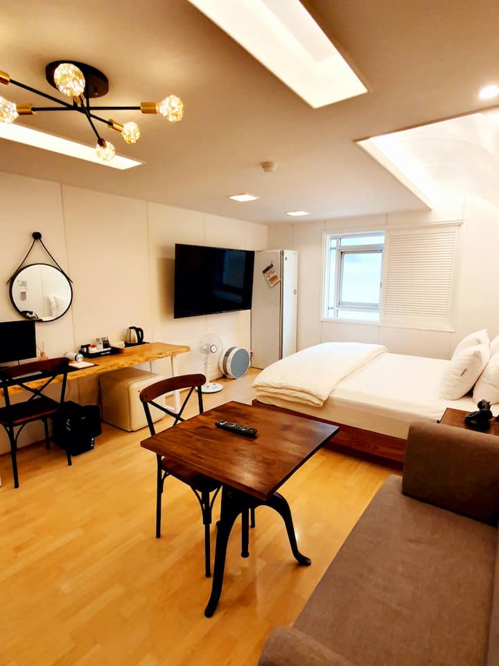 Uneed Hotel - Daegu
