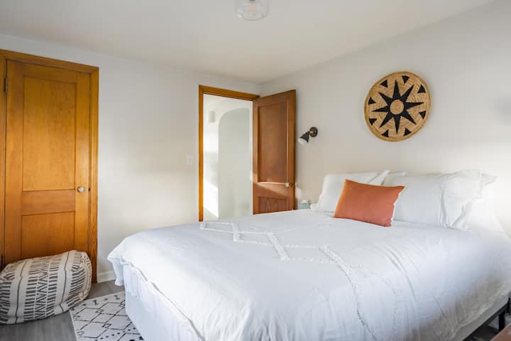 Carriage House • Downtown Grove City - Grove City, OH