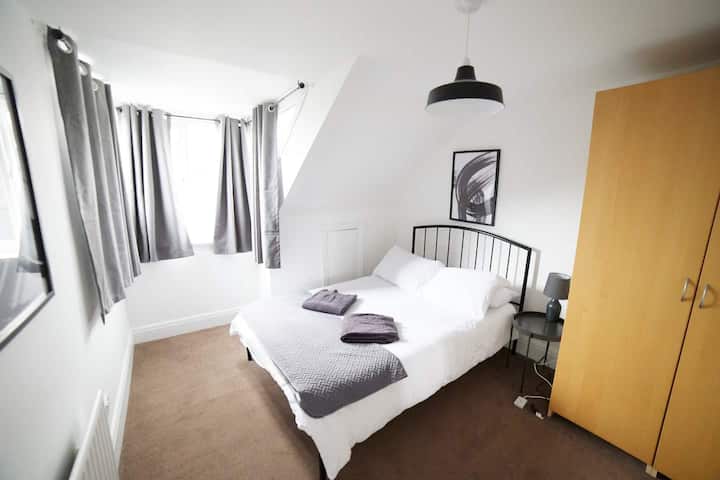 Spacious Loft Apartment - Newcastle upon Tyne