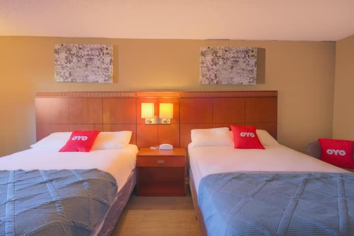 Hotel Brownsville Tn I-40 2 Queen Bed - Brownsville, TN