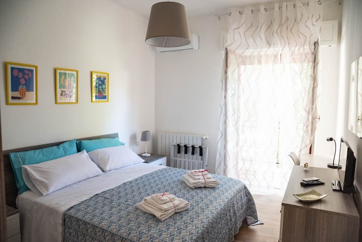 Koinè Comfort Rooms - Camera Aletheia - Casteldaccia