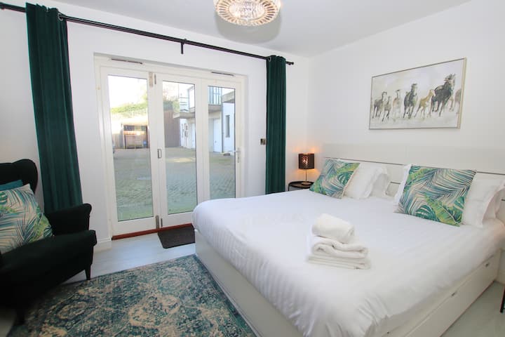 Market Street - 2 Bed Apartment - Woolacombe