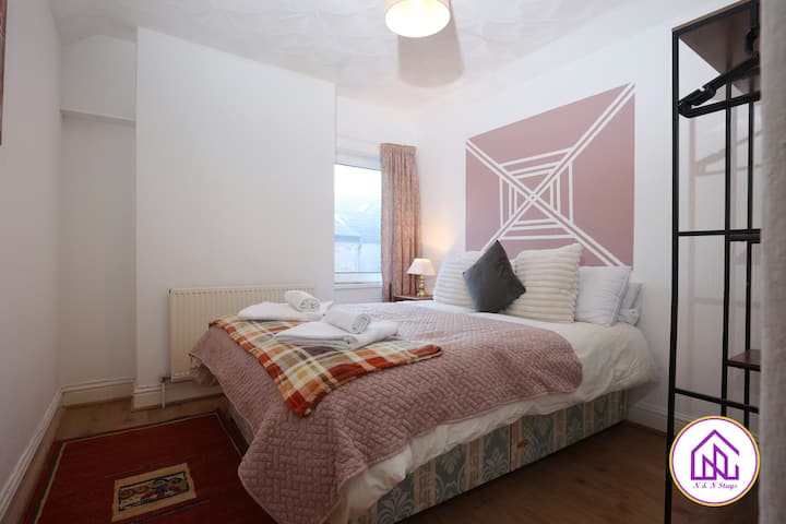 Perfect For Workers | Long Stay Discount | Parking - Cardiff