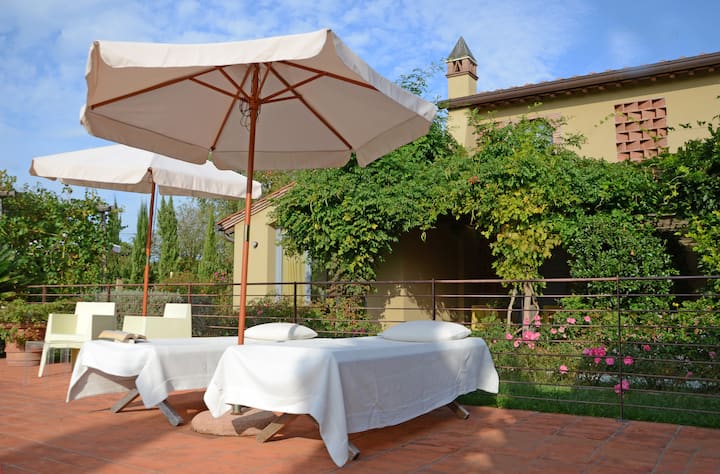 Residence La Mandolata Rosa Apartment W Pool! - Camaiore