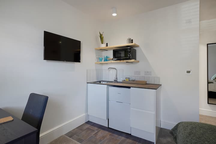 Eco Aparthotel - Coolinge Studio - Folkestone